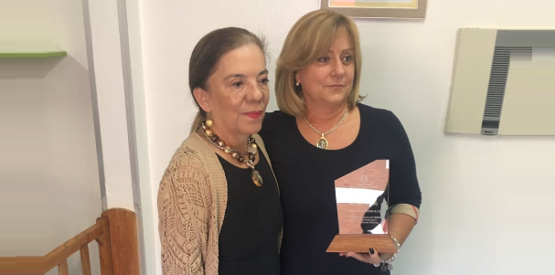 Diputada distingue a Laboratorios Lasca - La Unión